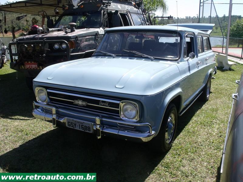 Chevrolet Veraneio – Linha C-1416 – Renovação com novo desenho ...