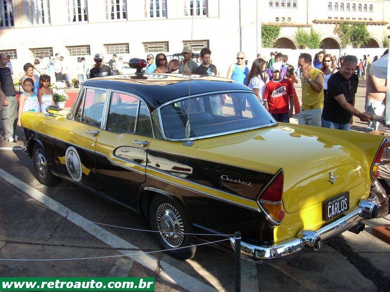 Simca Chambord: O primeiro automóvel brasileiro com motor V8 ...